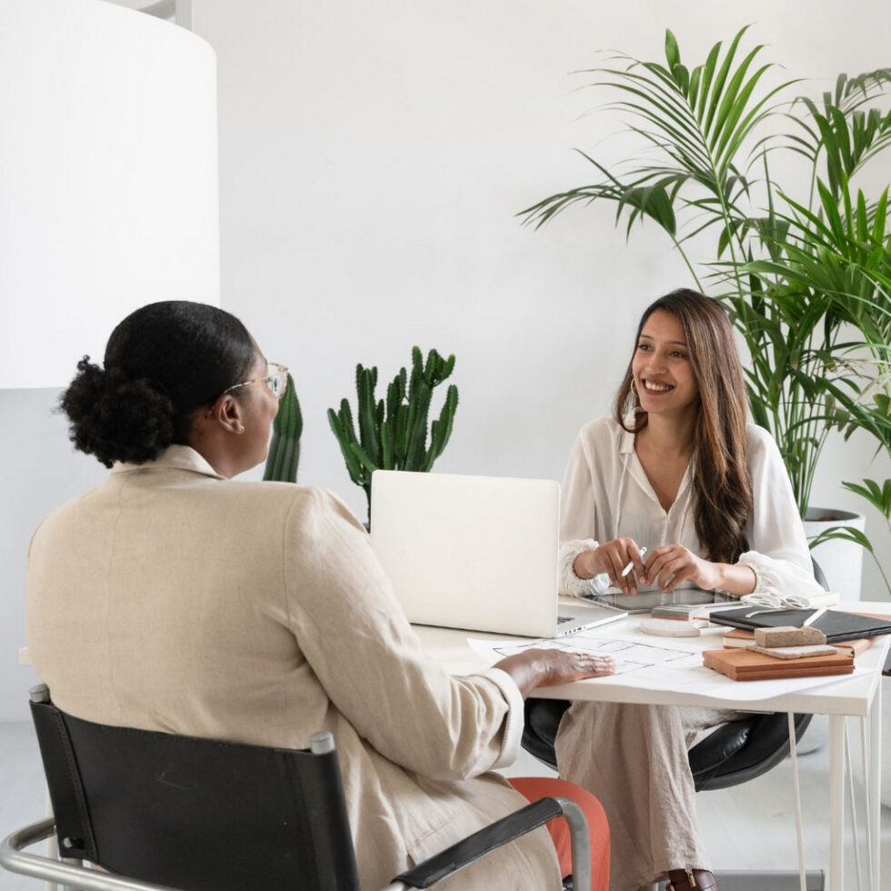 Time Management In Interviews: 10 Tips To Stay on Track