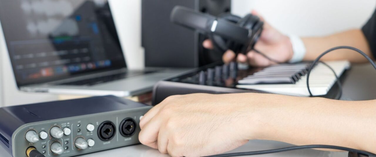 Background Noise No More: Captions For Clarity Work