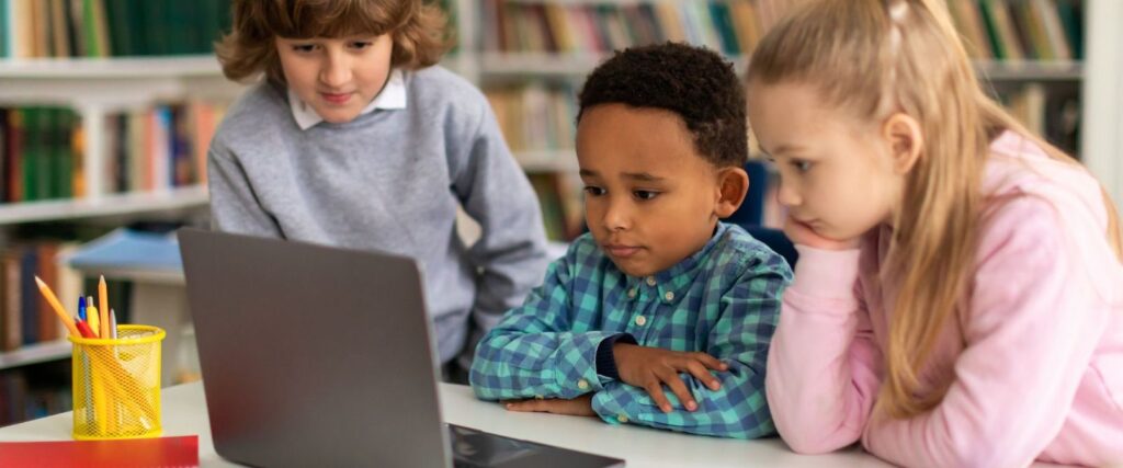 Educational Captions: 10 Tips to Enhance Classroom Content